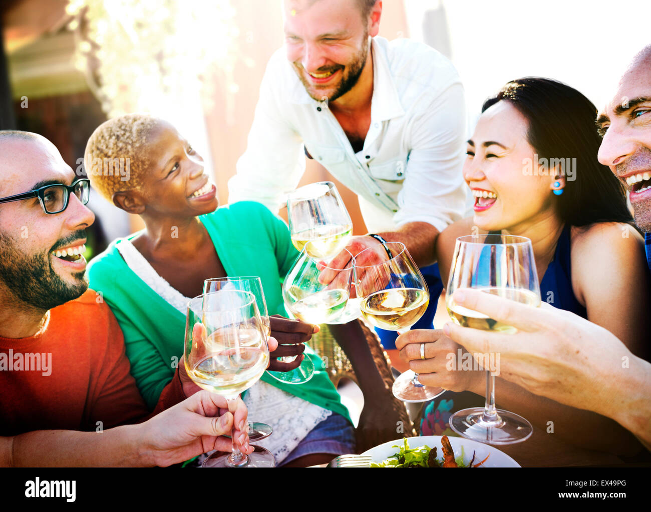 Group of friends hi-res stock photography and images - Alamy