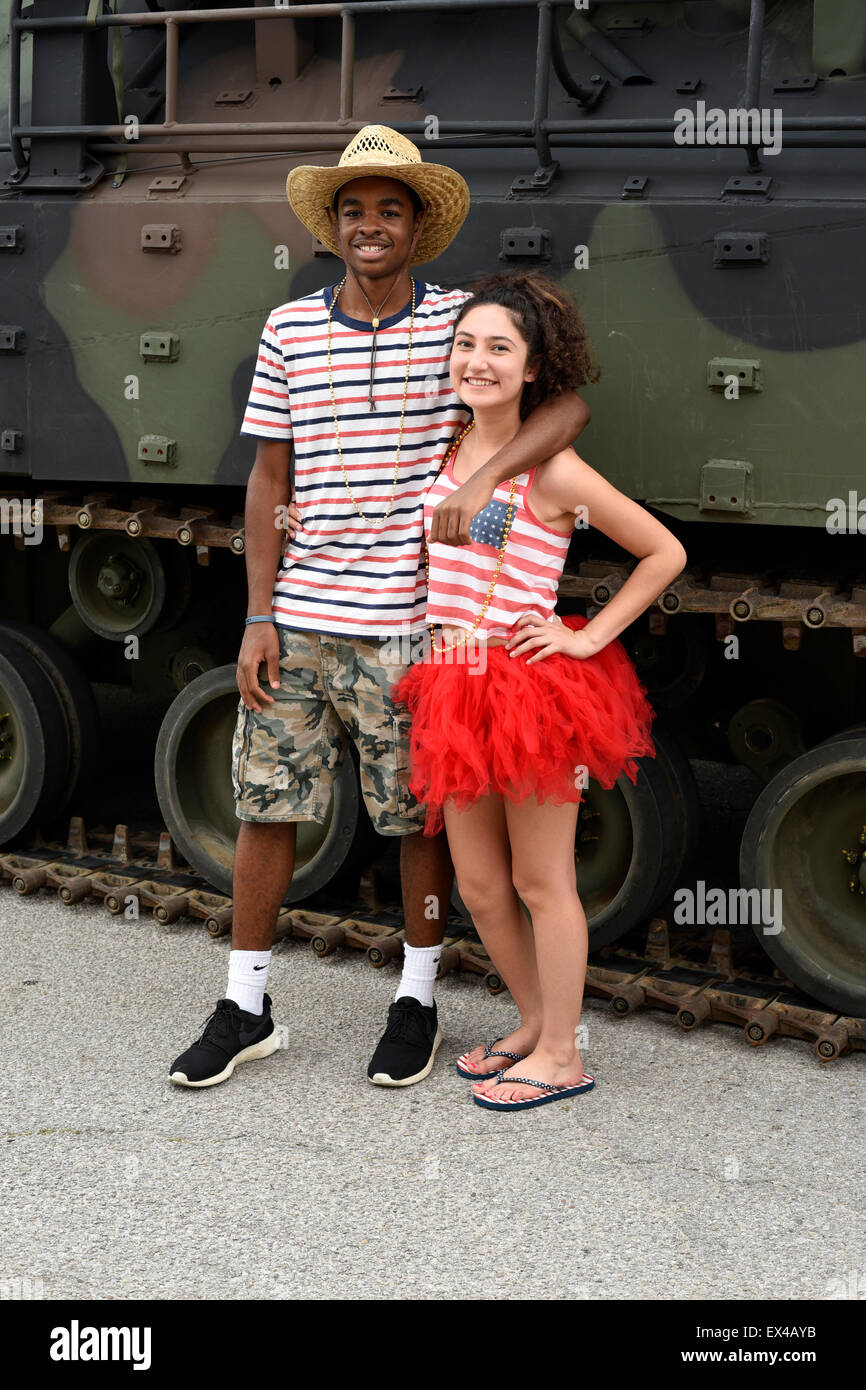 Kids tank hi-res stock photography and images - Alamy