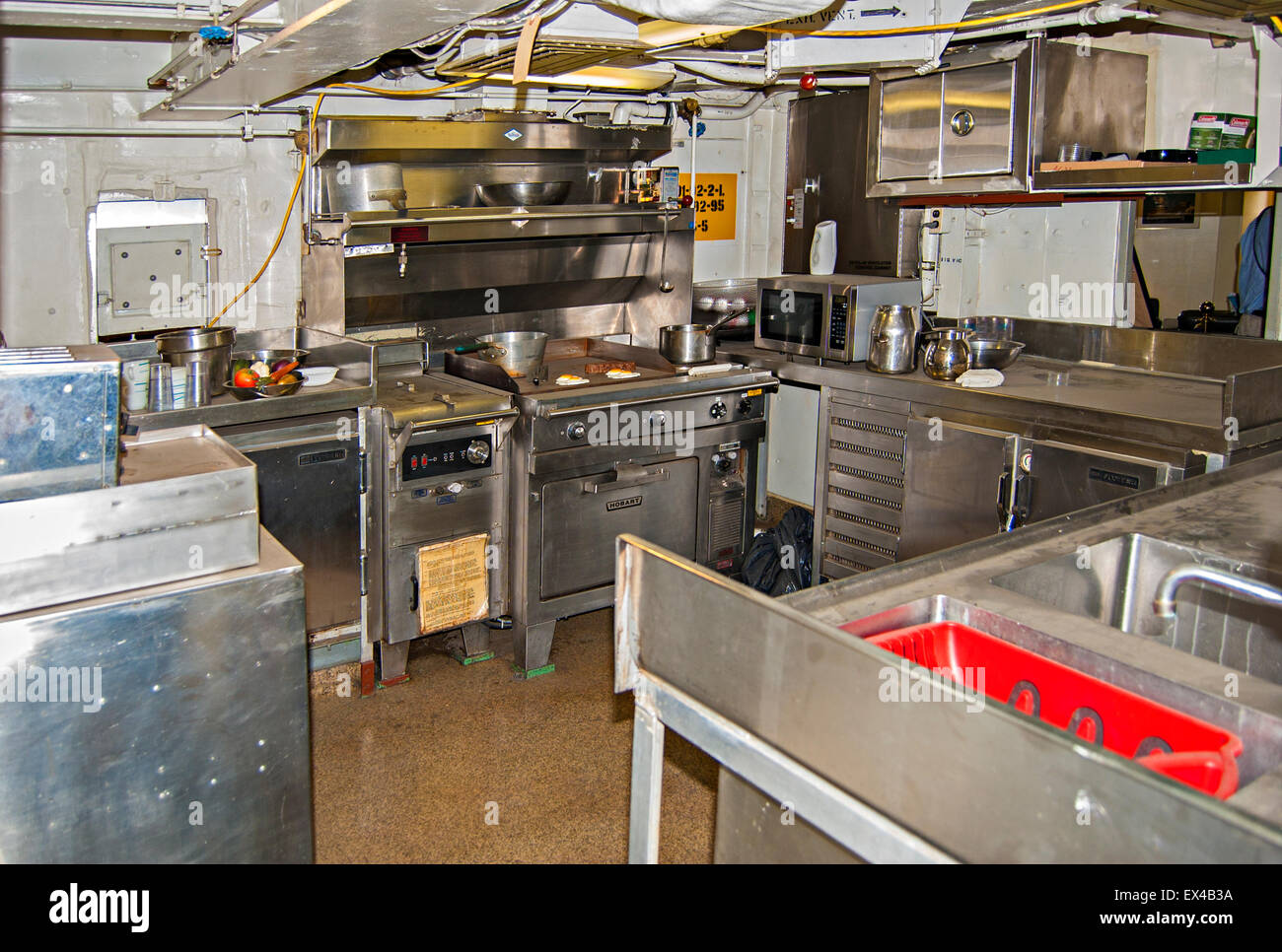 Food military navy ship hi-res stock photography and images - Alamy