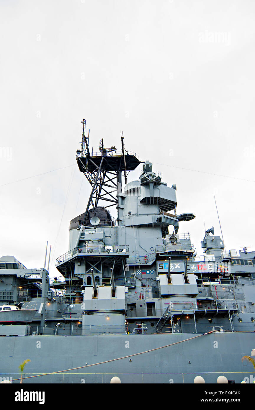 Uss iowa world war 2 ship hi-res stock photography and images - Alamy