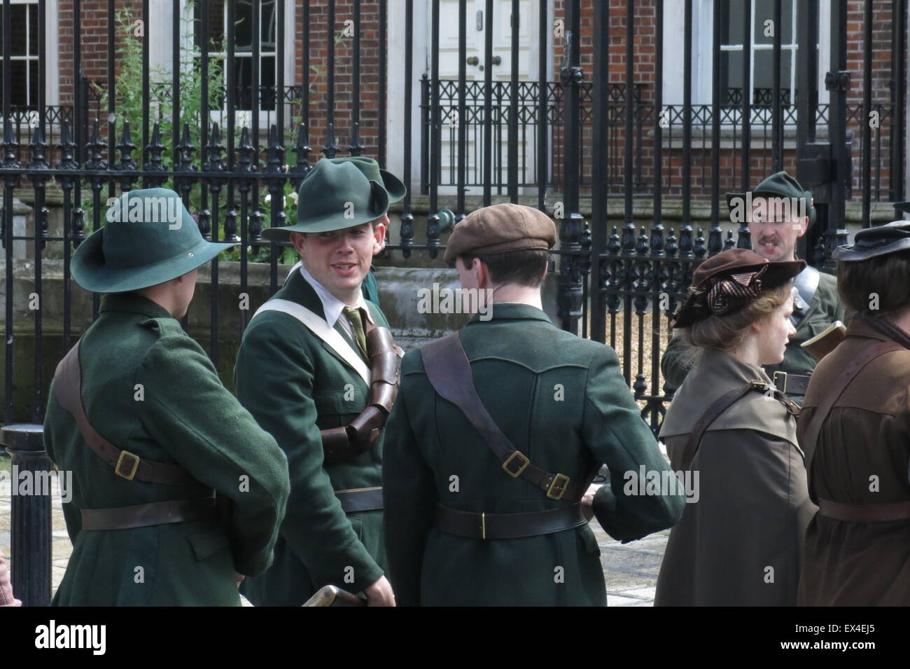 Dublin, Ireland. 6th July, 2015. Actors dressed up as Irish rebels ...