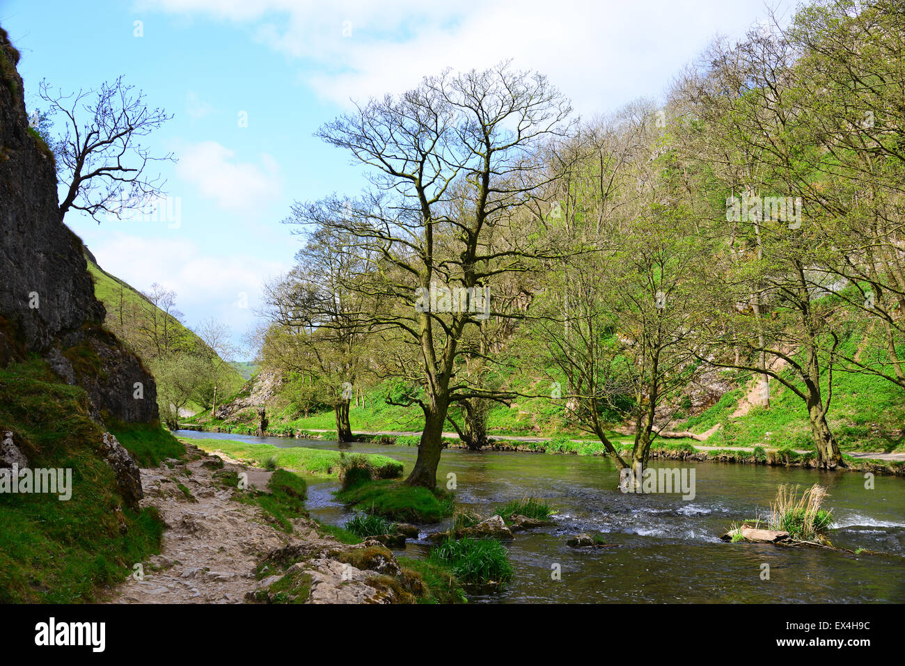 Dovedale, The Peak District, Derbyshire Stock Photo - Alamy