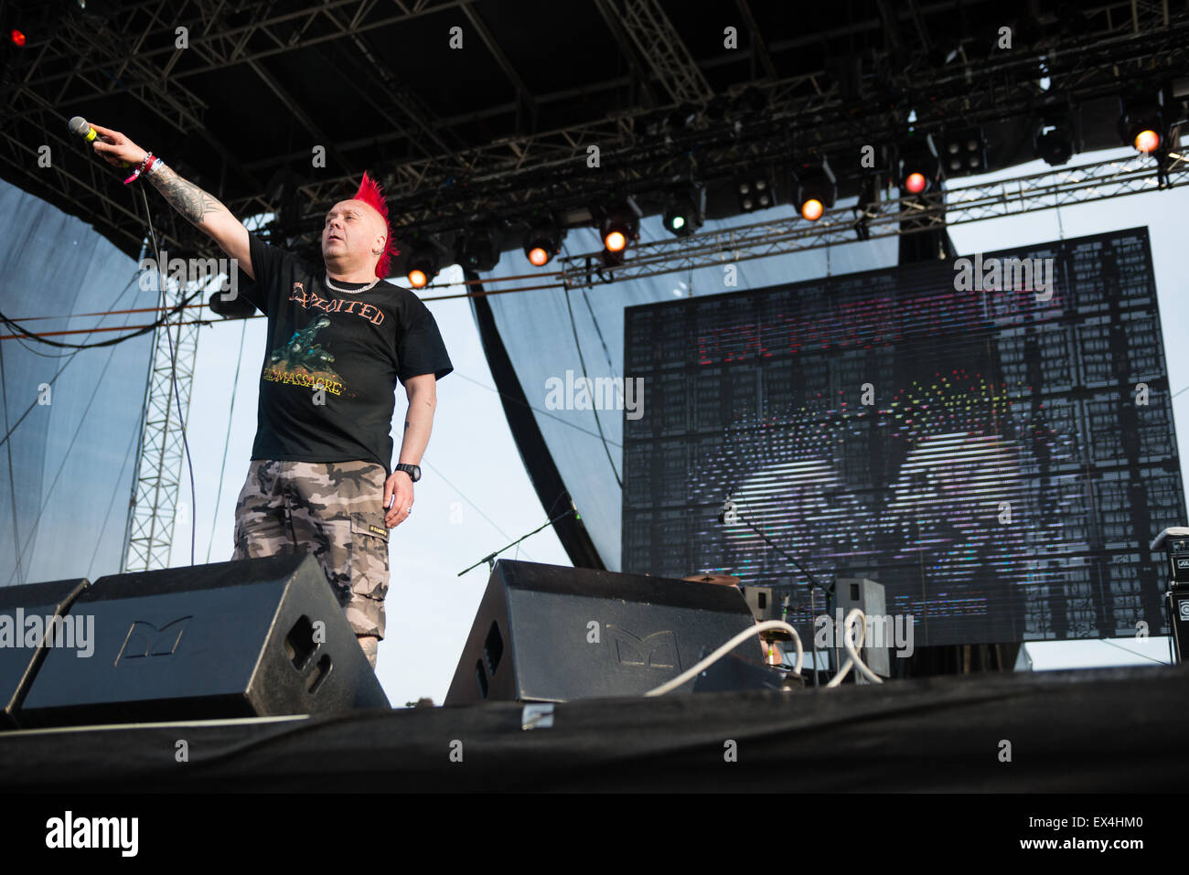 The exploited punk hi-res stock photography and images - Alamy