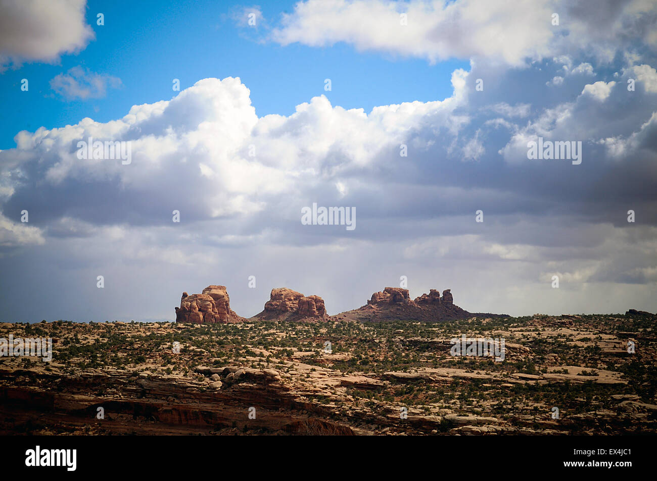 The vast Utah desert landscape near Moab and Canyonlands National Park ...