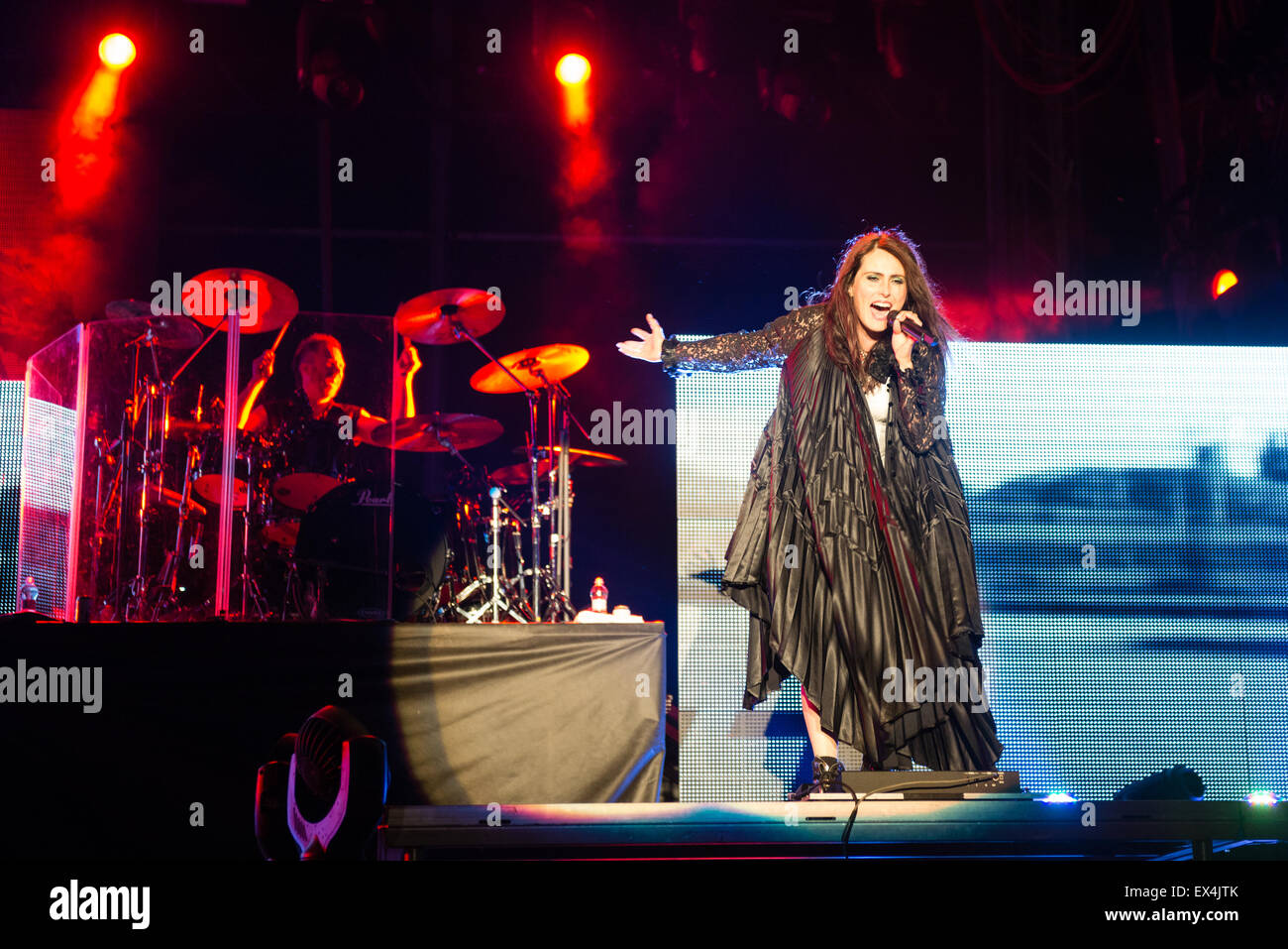 Within temptation portrait hi-res stock photography and images - Alamy