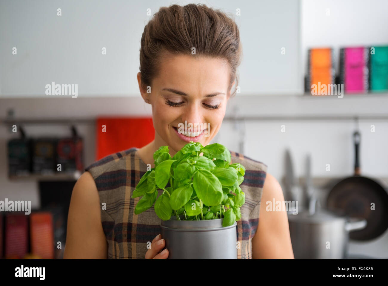 Oh, the delicious smell of fresh basil, reminiscent of holidays past ...
