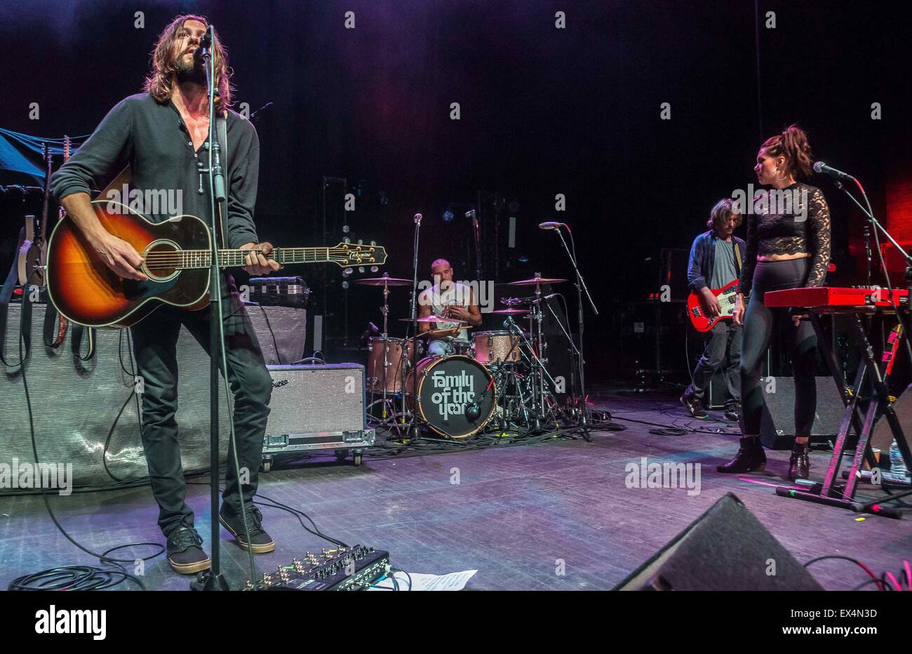 James keefe hi-res stock photography and images - Alamy