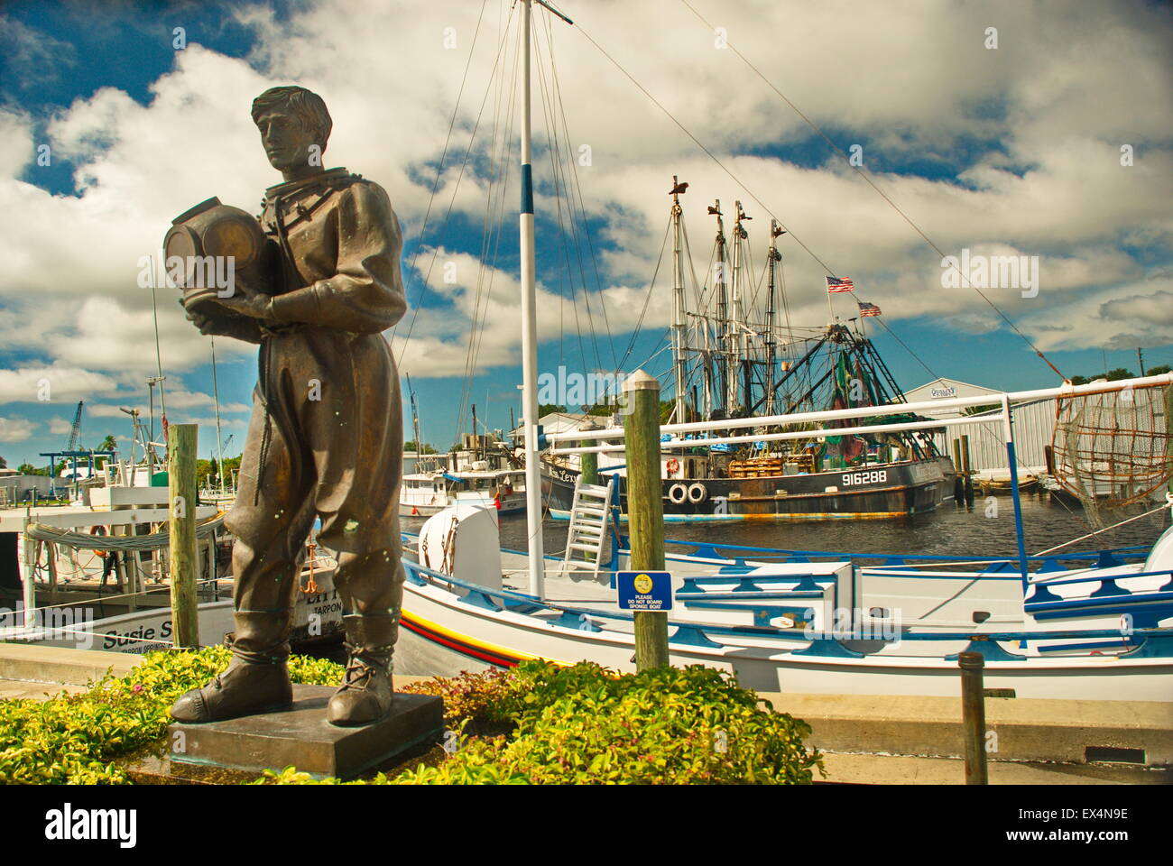 Sponge diver memorial statue in Florida Stock Photo - Alamy