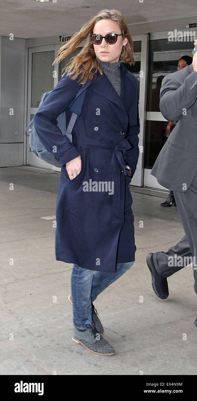 Brie Larson arrives at Los Angeles International Airport (LAX) wearing ...