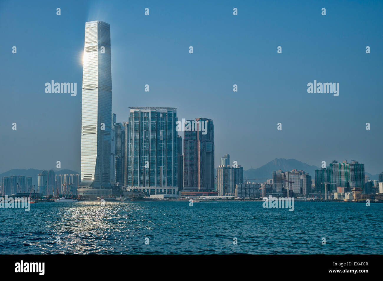 Kowloon skyscraper hi-res stock photography and images - Alamy