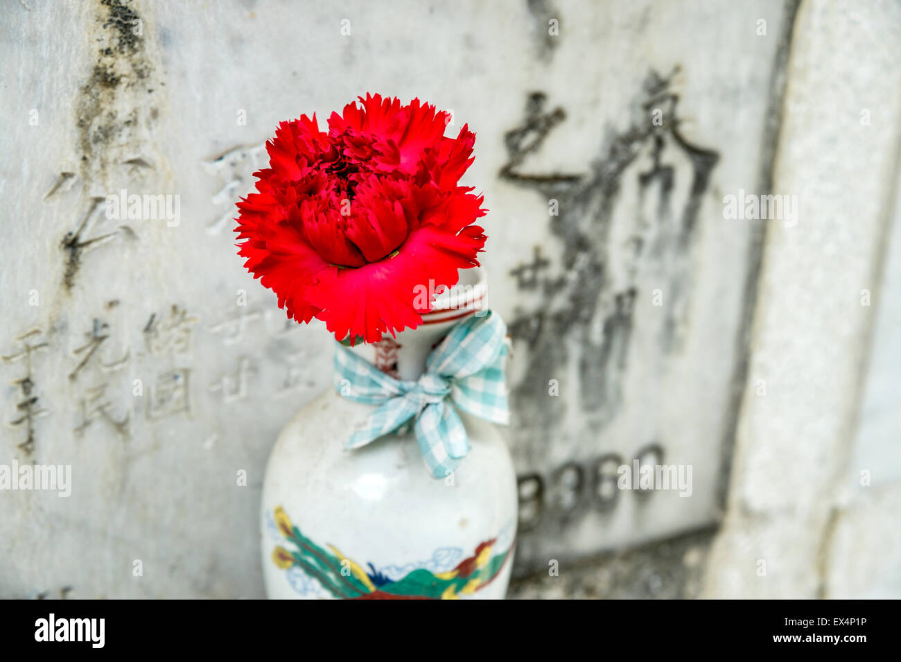 Ossarium at St. Michael's Catholic Cemetery in Hong Kong ossuarium ...