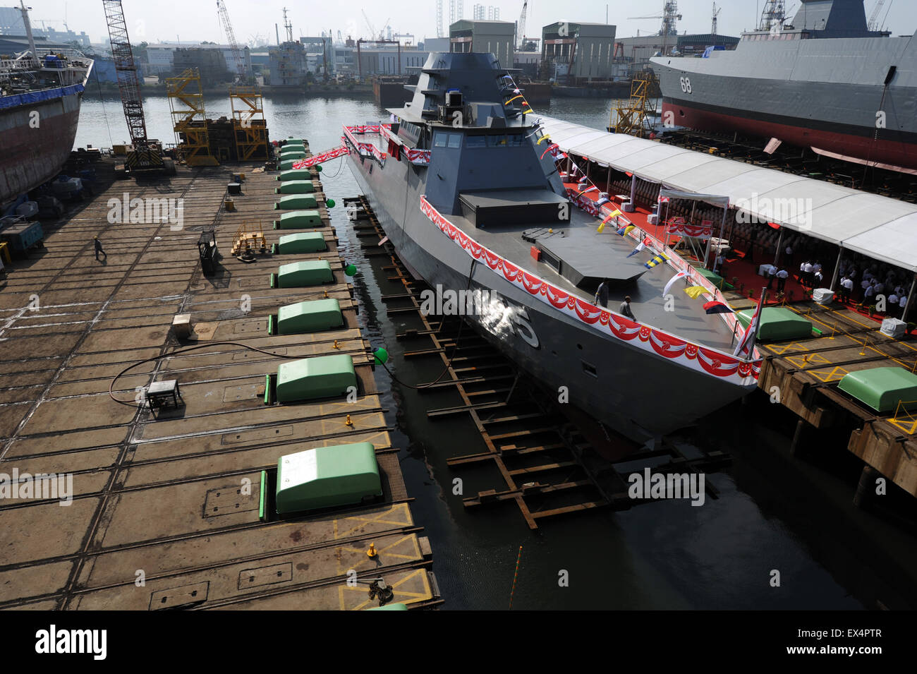 Singapore. 3rd July, 2015. Photo taken on July 3, 2015 shows a littoral ...
