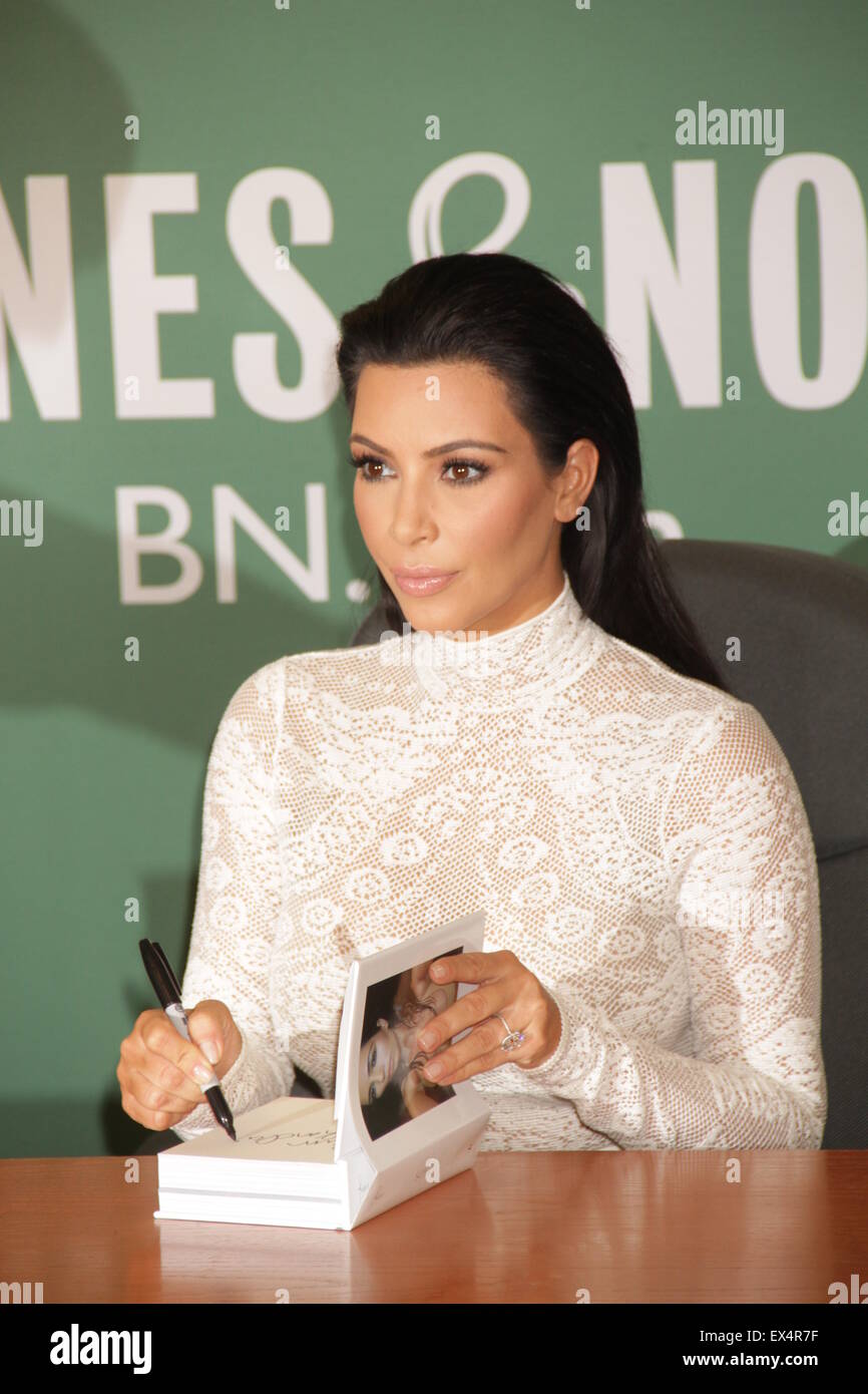Kim Kardashian at Barnes & Noble for a book signing for her new book ...