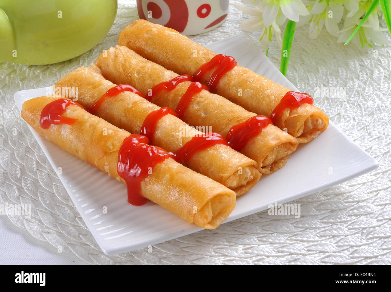 Crunchy roll hi-res stock photography and images - Alamy