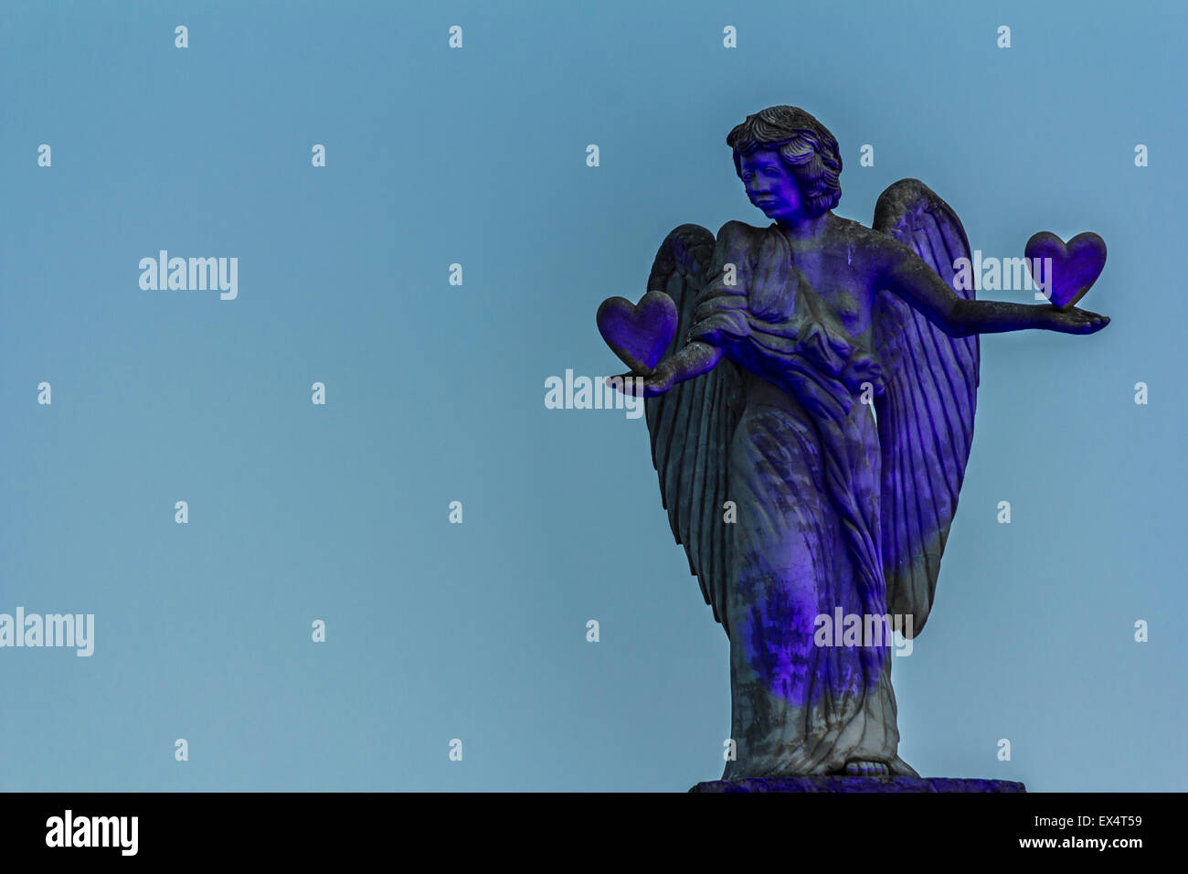 Angel statue at public monument Stock Photo - Alamy