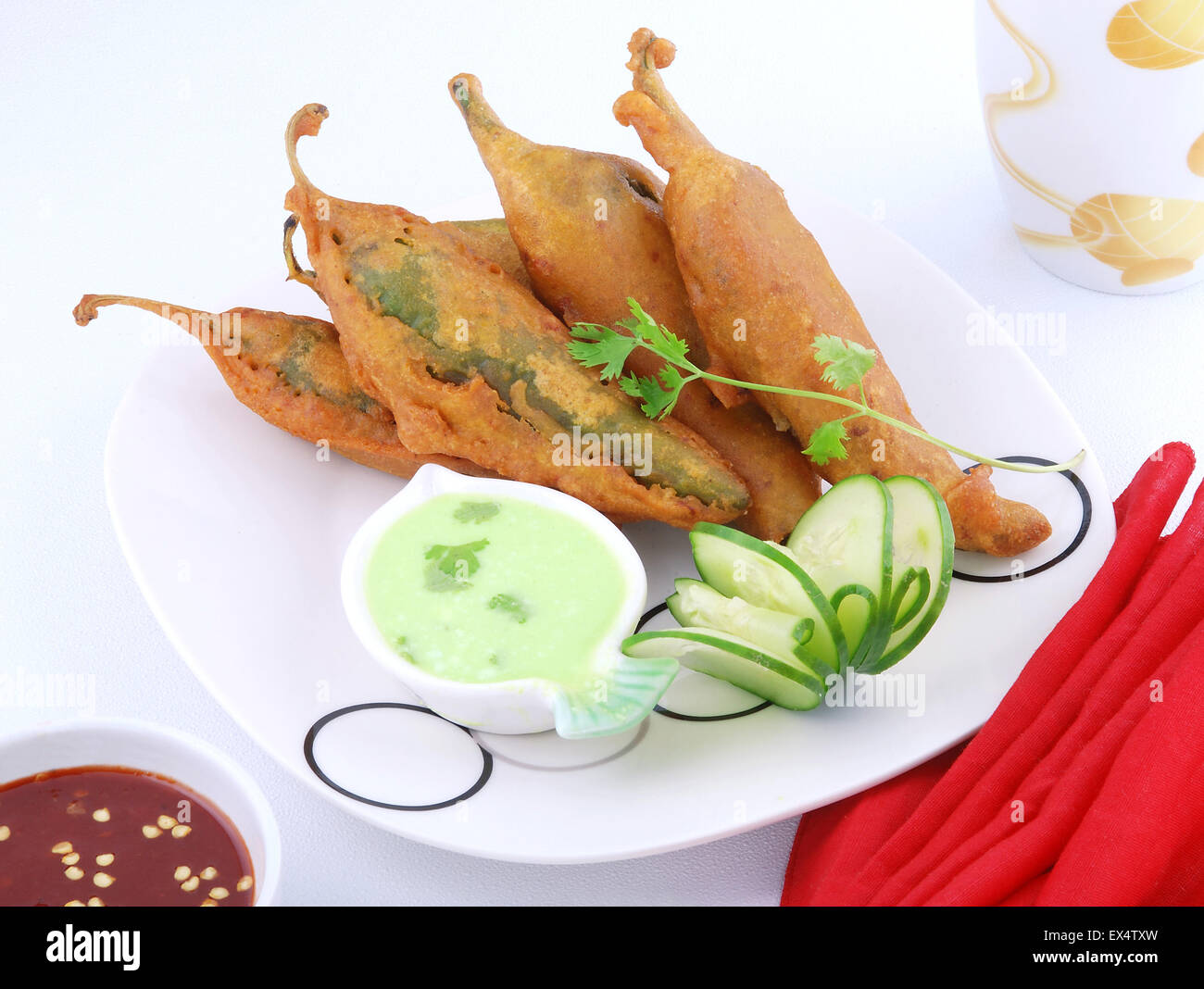 Indian pakoda hi-res stock photography and images - Alamy