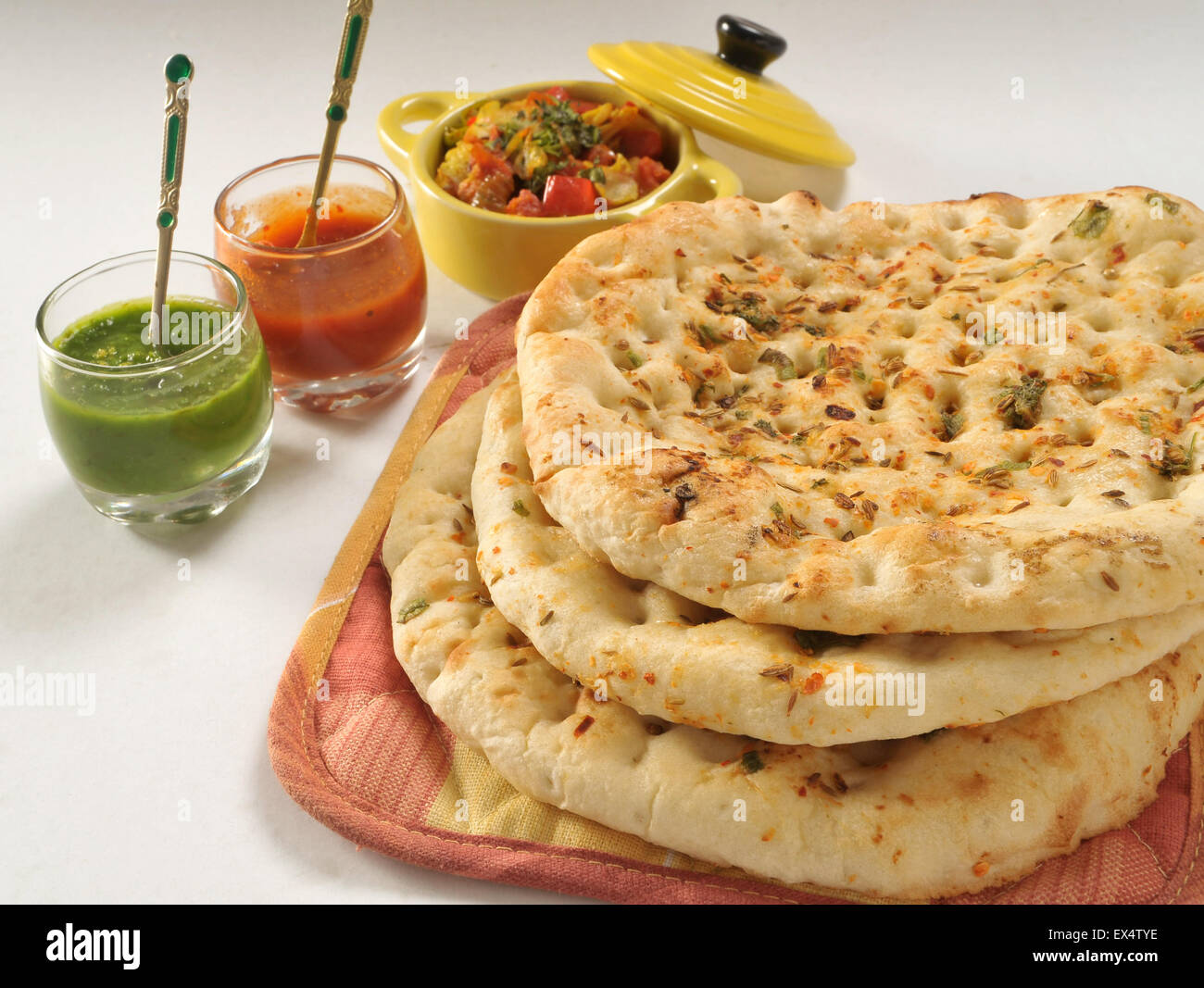 Kandhari naan hi-res stock photography and images - Alamy