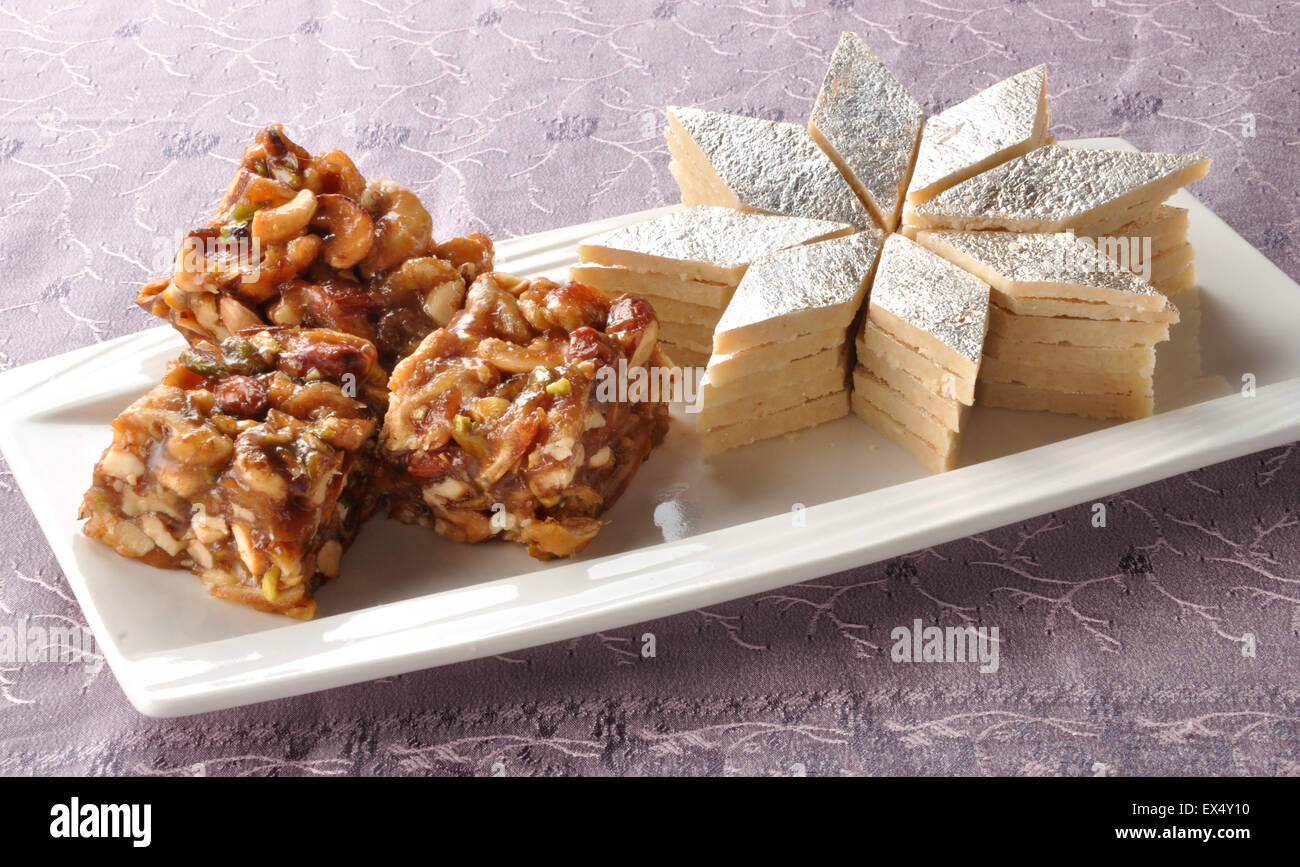 Fruit halwa hi-res stock photography and images - Alamy