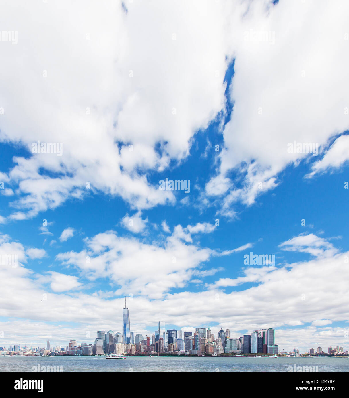 The skyline downtown manhattan hi-res stock photography and images - Alamy