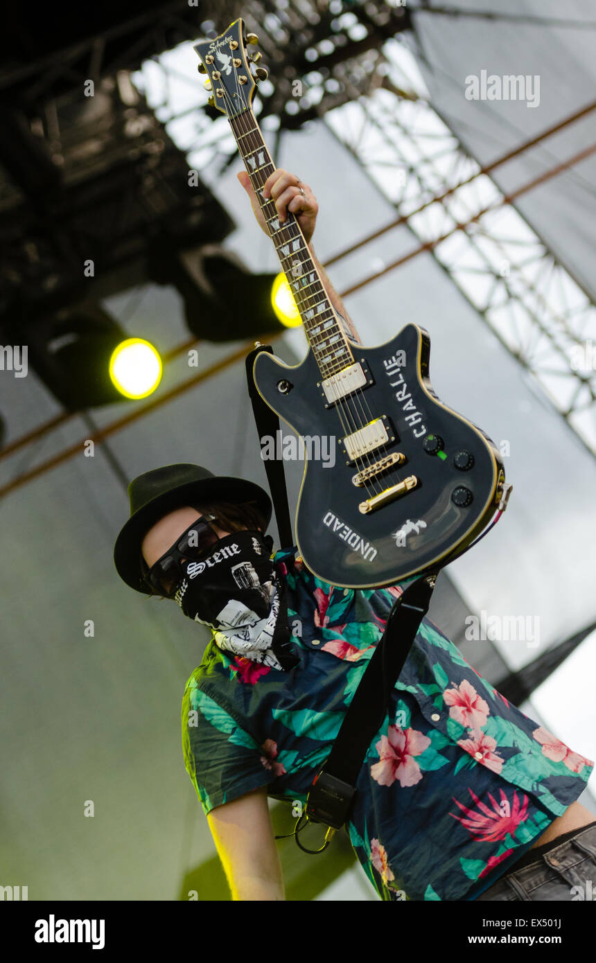 Rap rock band hi-res stock photography and images - Alamy
