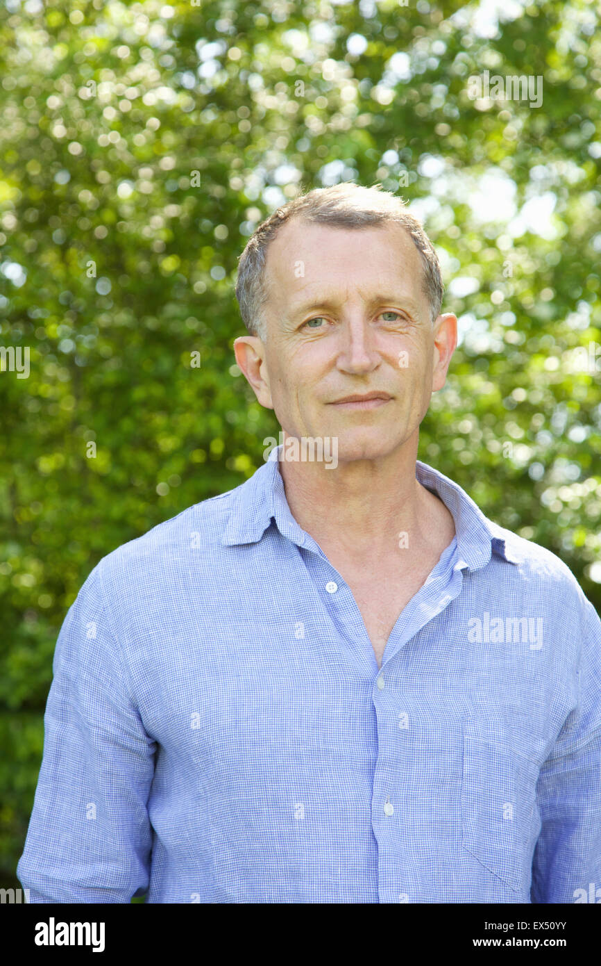 Mature man outdoors hi-res stock photography and images - Alamy