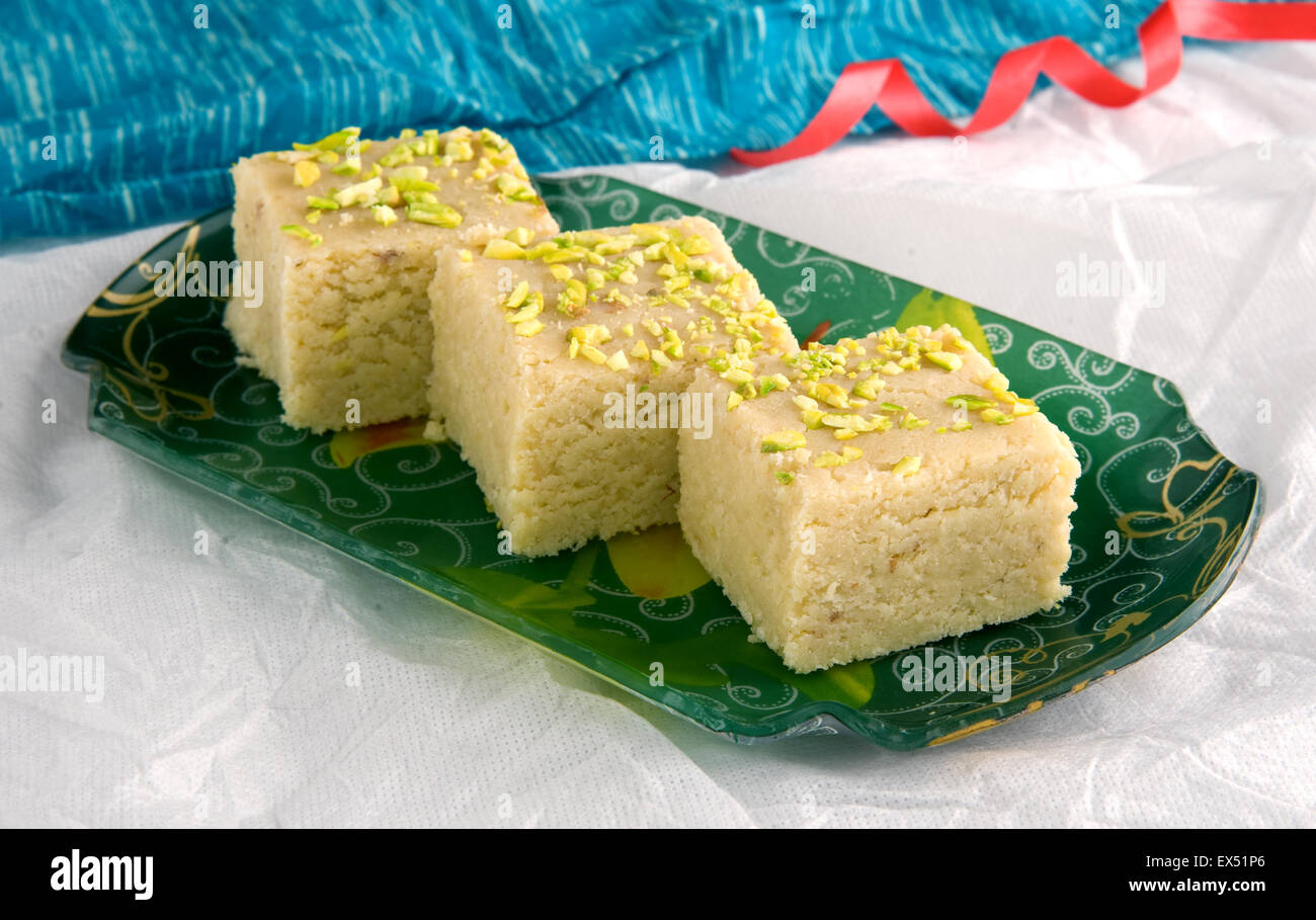 Kalakand hi-res stock photography and images - Alamy