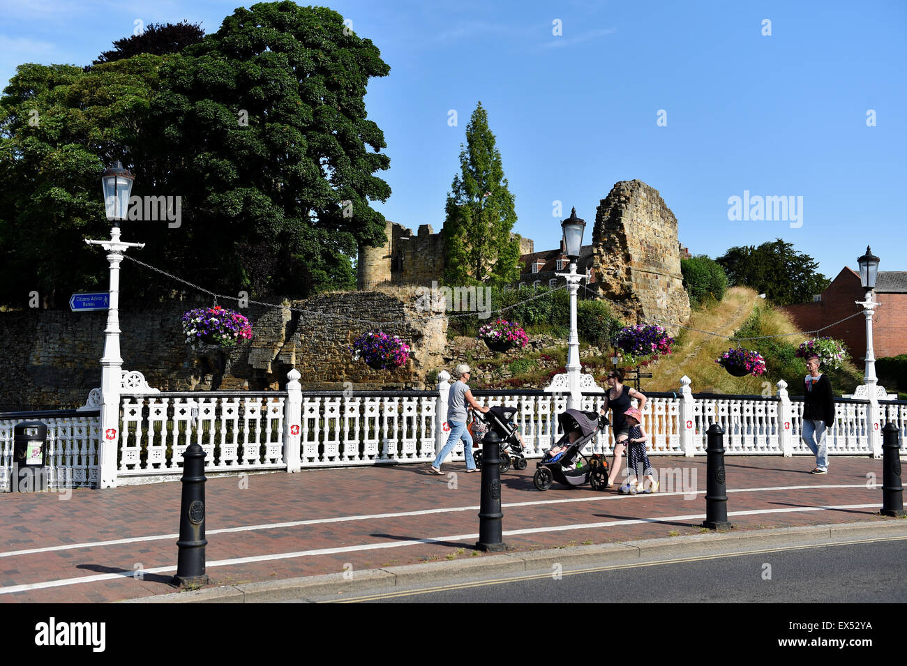 Tonbridge castle uk hi-res stock photography and images - Alamy