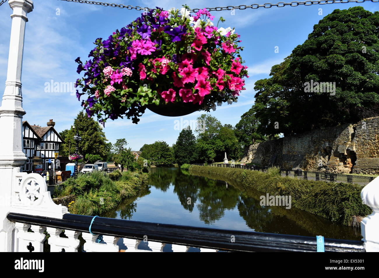 Tonbridge hi-res stock photography and images - Alamy