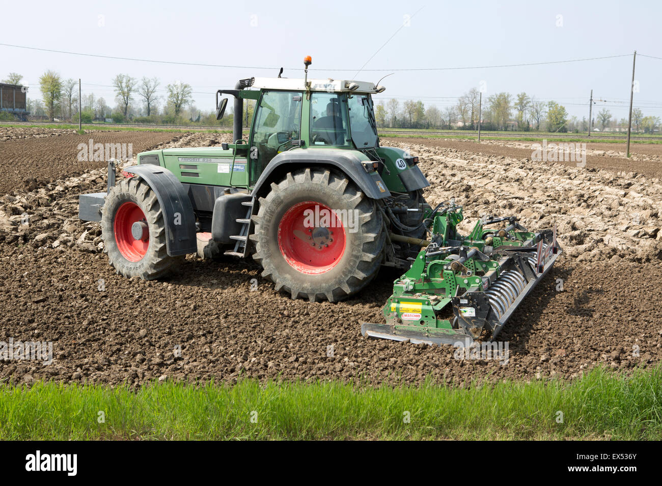 Plowing hi-res stock photography and images - Alamy