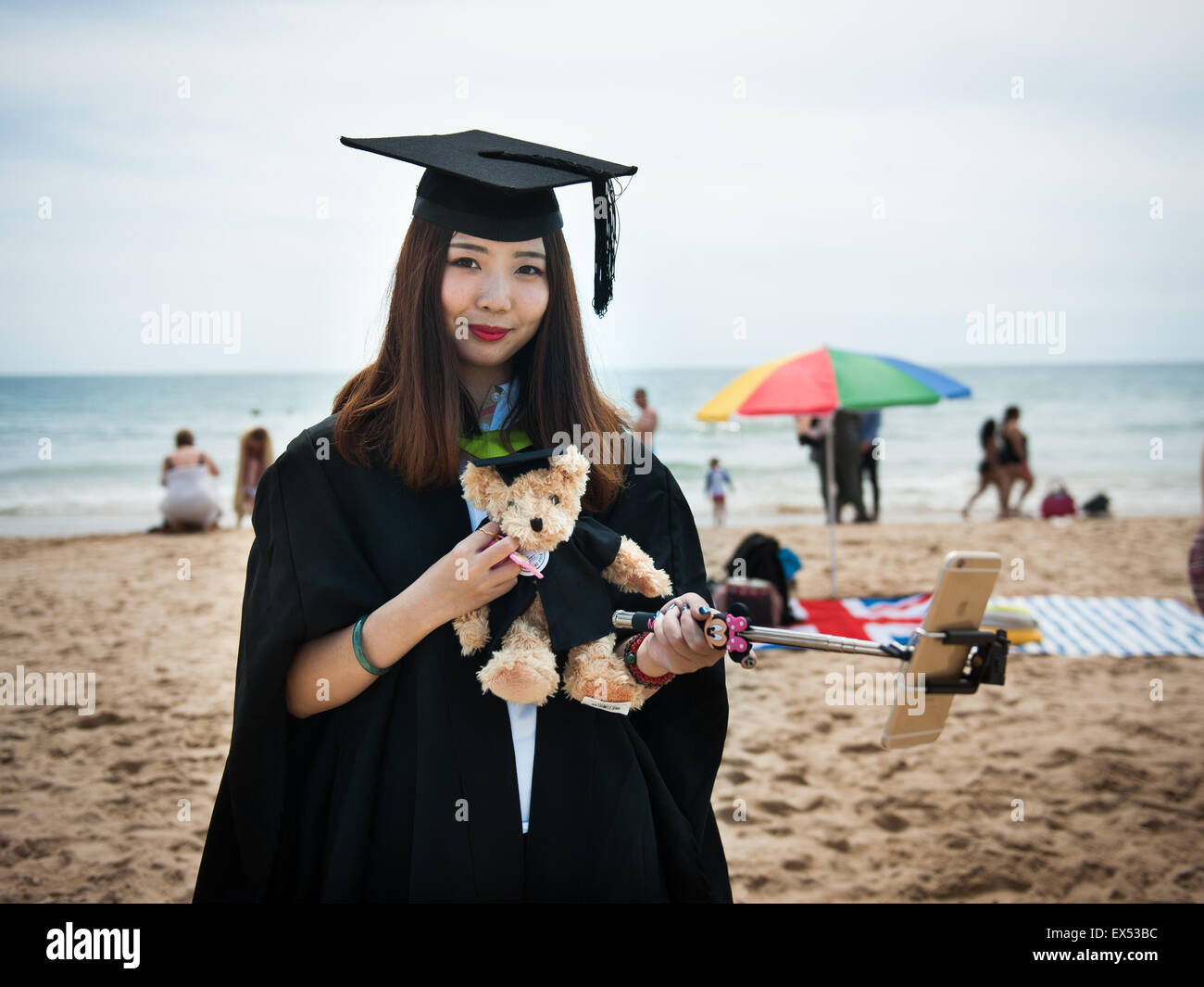 Graduation gown asian hi-res stock photography and images - Alamy