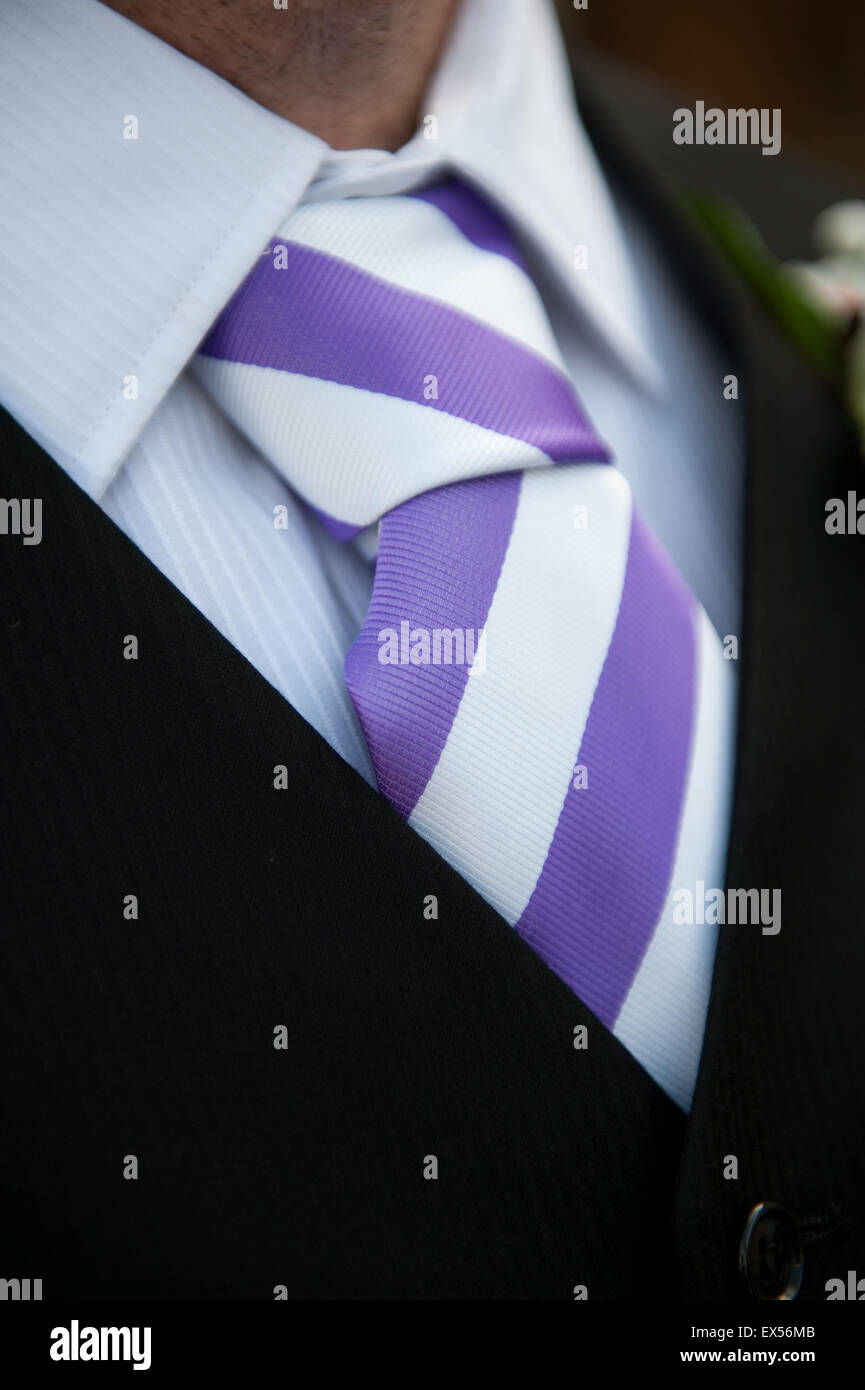 Tie detail hi-res stock photography and images - Alamy