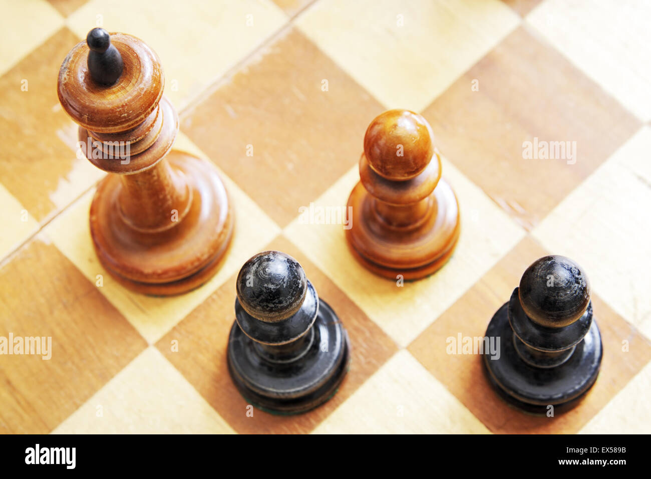 Old chessboard hi-res stock photography and images - Alamy