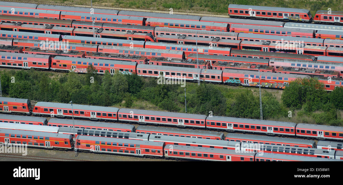 Regional-Express rail wagons of the Deutsche Bahn (DB) on a siding on ...