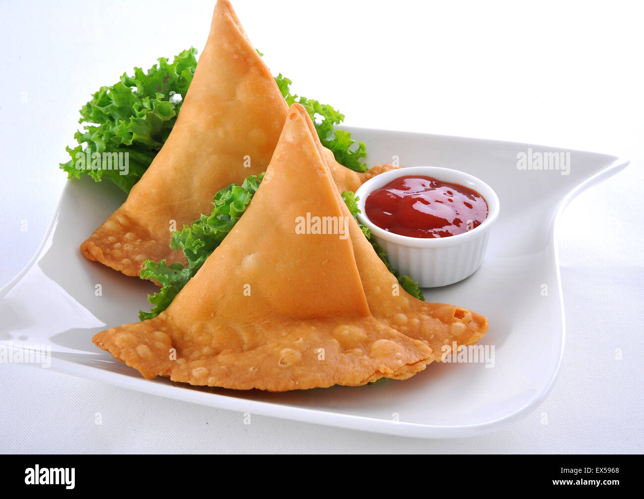 Potato samosa hi-res stock photography and images - Alamy
