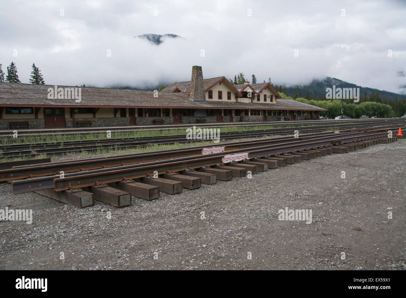 Banff railway and bus station hi-res stock photography and images - Alamy