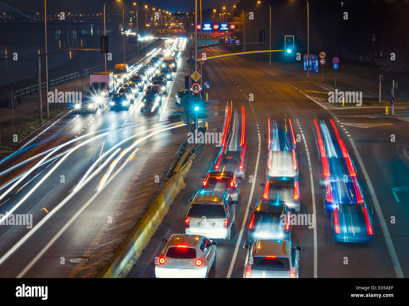 Multiple street light hi-res stock photography and images - Alamy
