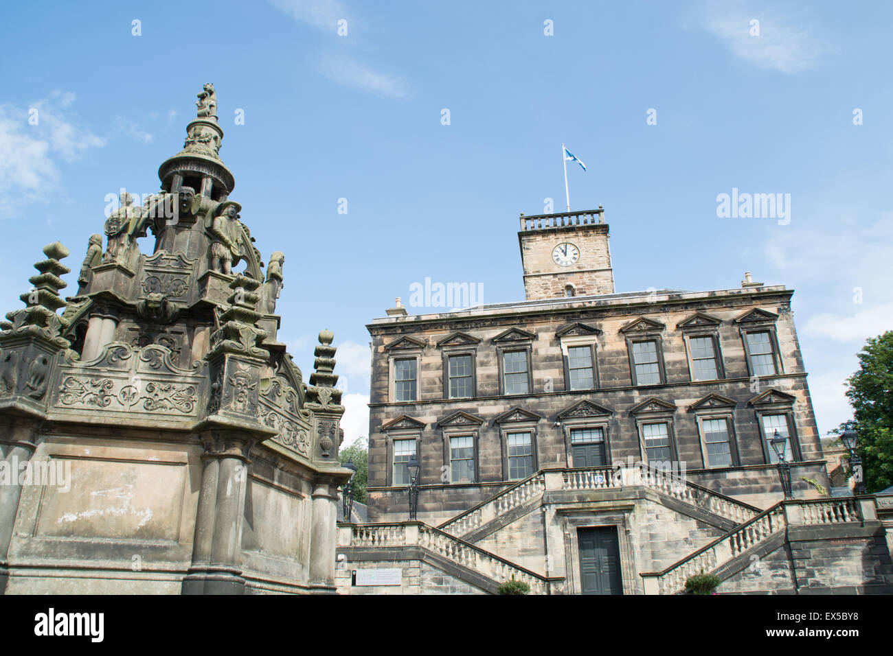 Linlithgow Palace Fountain High Resolution Stock Photography and Images ...