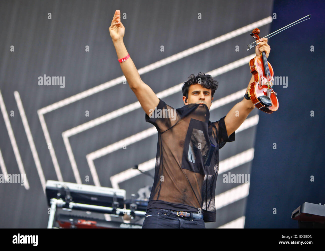 London, UK. Clean Bandit ( Jack Patterson, Luke Patterson, Grace Chatto ...