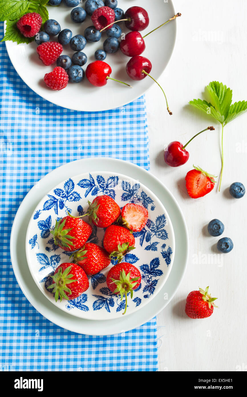 Summer strawberry sweet cherry hi-res stock photography and images - Alamy