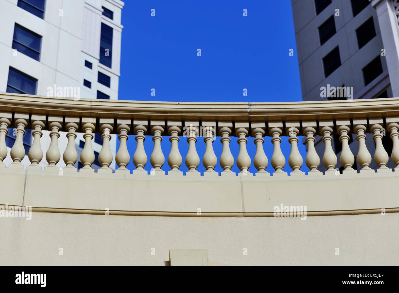 Steps. Exterior of building in Dubai Marina region Stock Photo - Alamy
