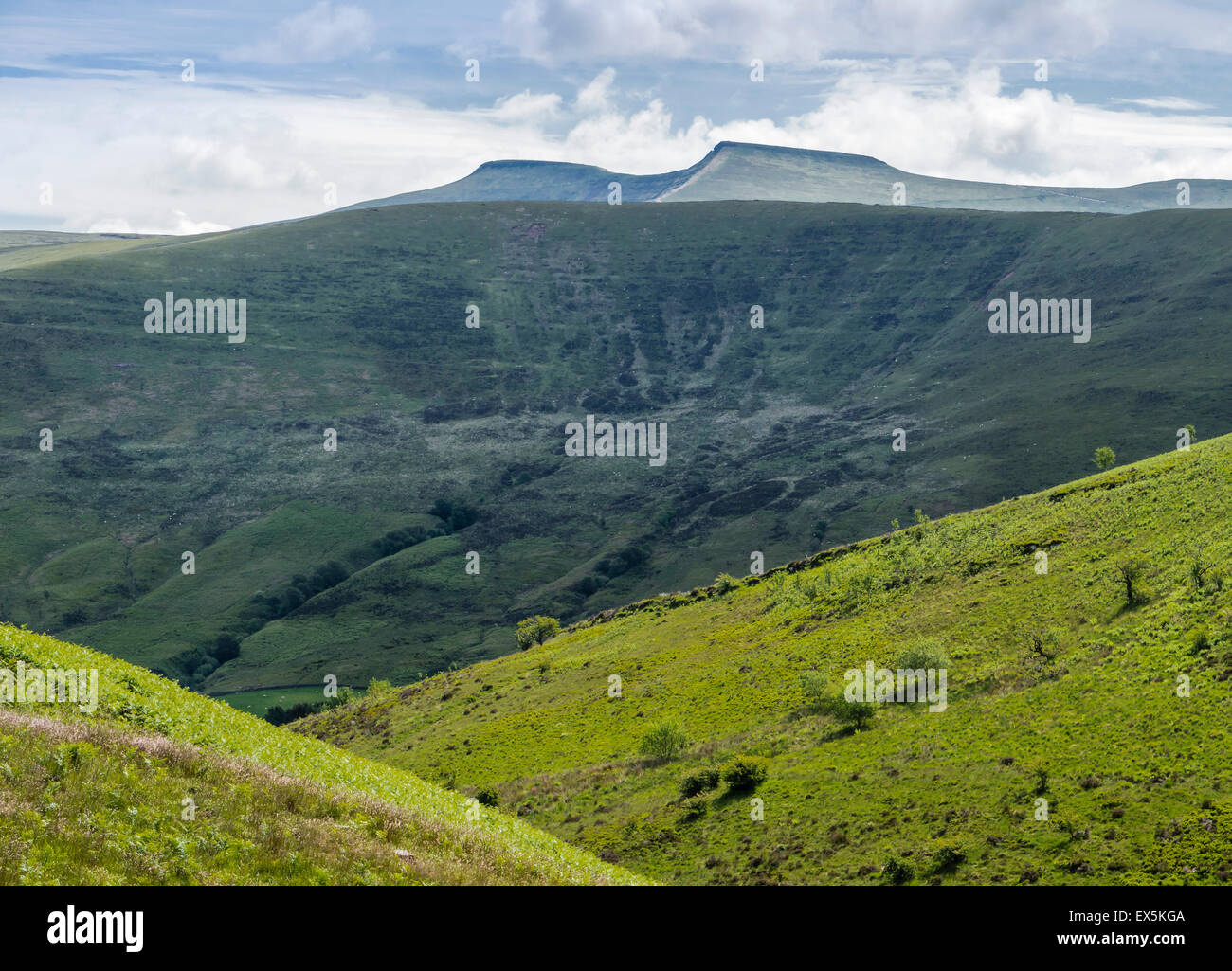 Pen y Fan and Corn Du mountains in the Brecon Beacons National Park ...