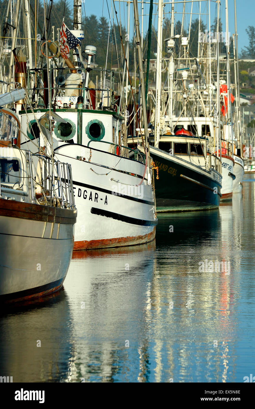 Boats port hi-res stock photography and images - Alamy