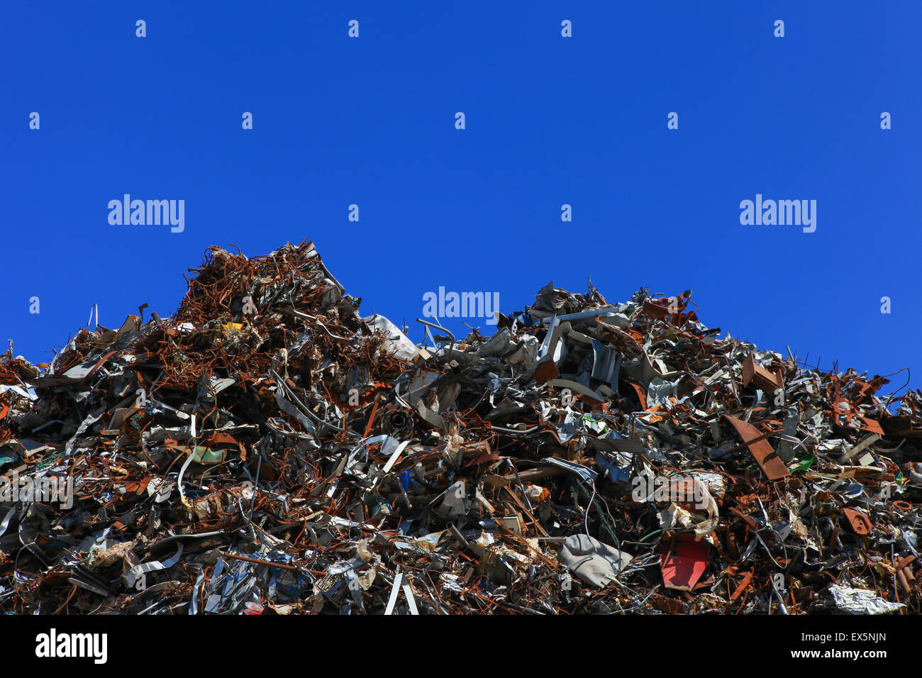 Reuse yard hi-res stock photography and images - Alamy