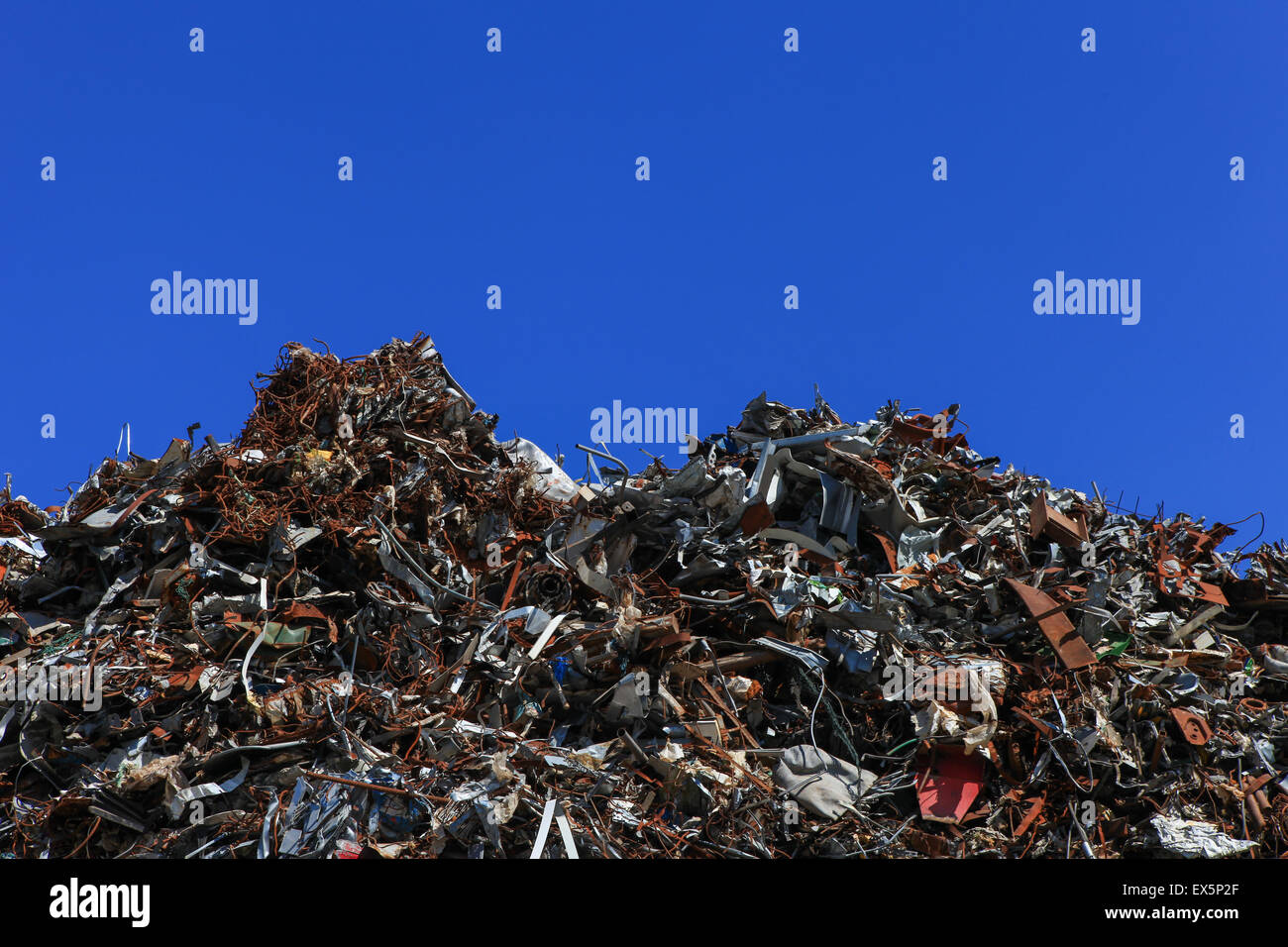 Scrap metal junk yard hi-res stock photography and images - Alamy