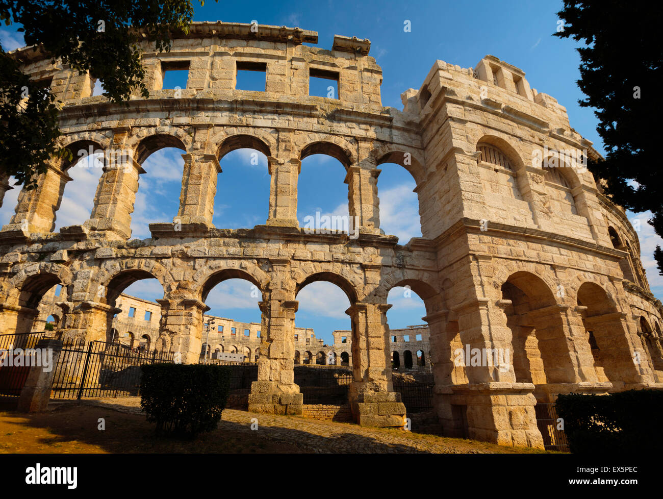 Pula, Istria County, Croatia. The Roman amphitheatre Stock Photo - Alamy