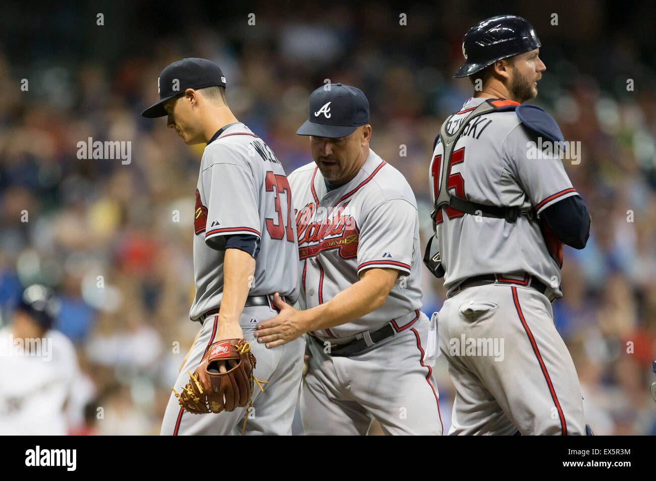 Milwaukee, WI, USA. 7th July, 2015. Atlanta Braves starting pitcher ...