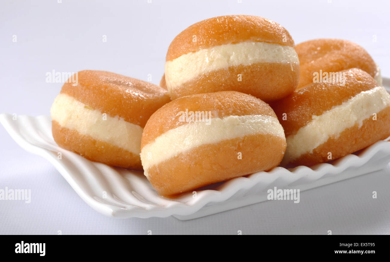 Chum chum sweet hi-res stock photography and images - Alamy