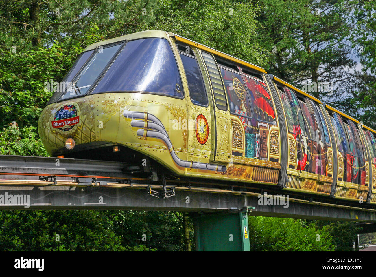 The monorail decorated with ornate paint work Alton Towers Estate Theme ...