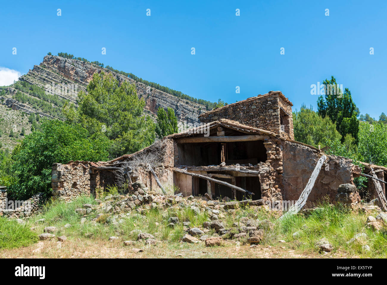 Old abandoned house in a rural area of Spain Stock Photo - Alamy