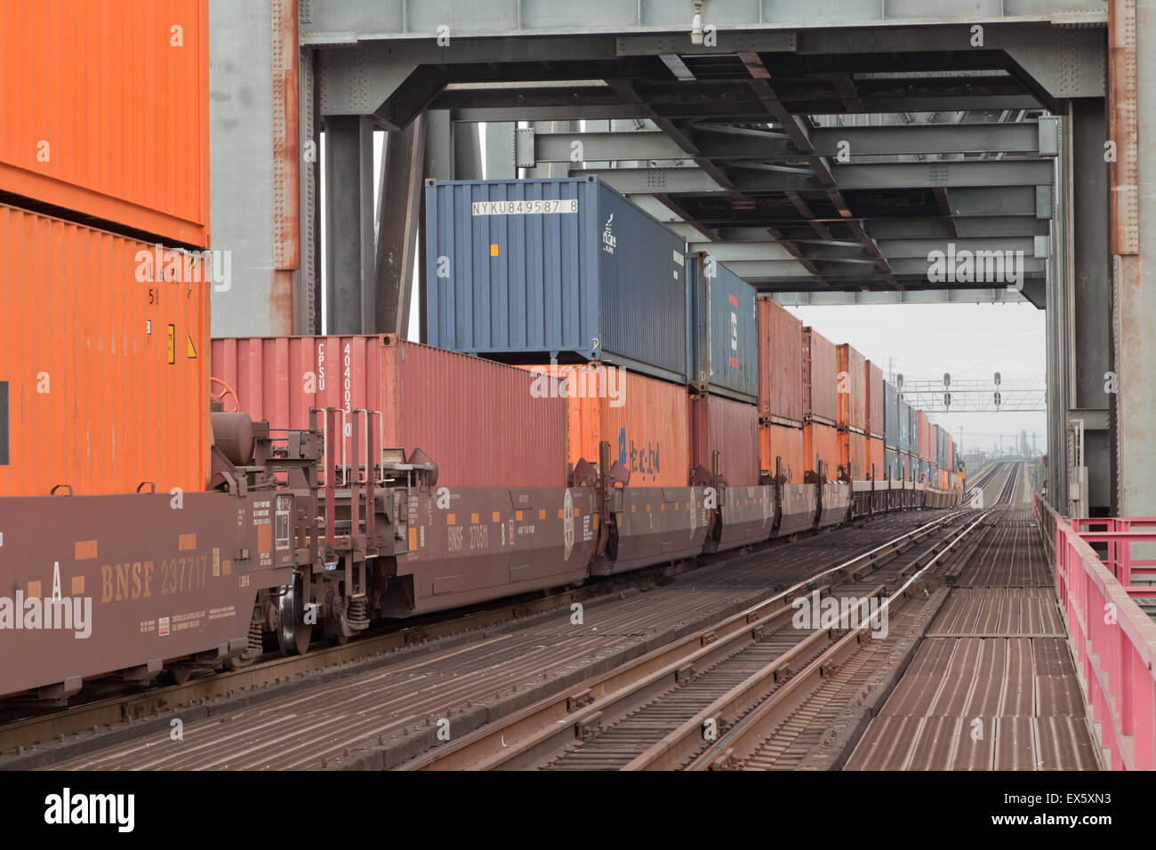 Train on bridge hi-res stock photography and images - Alamy